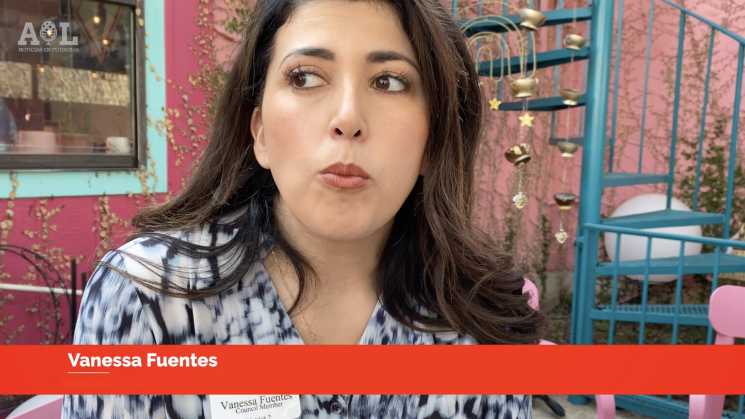 Los concejales Vanessa Fuentes y José “Chito” Vela hablaron de ...