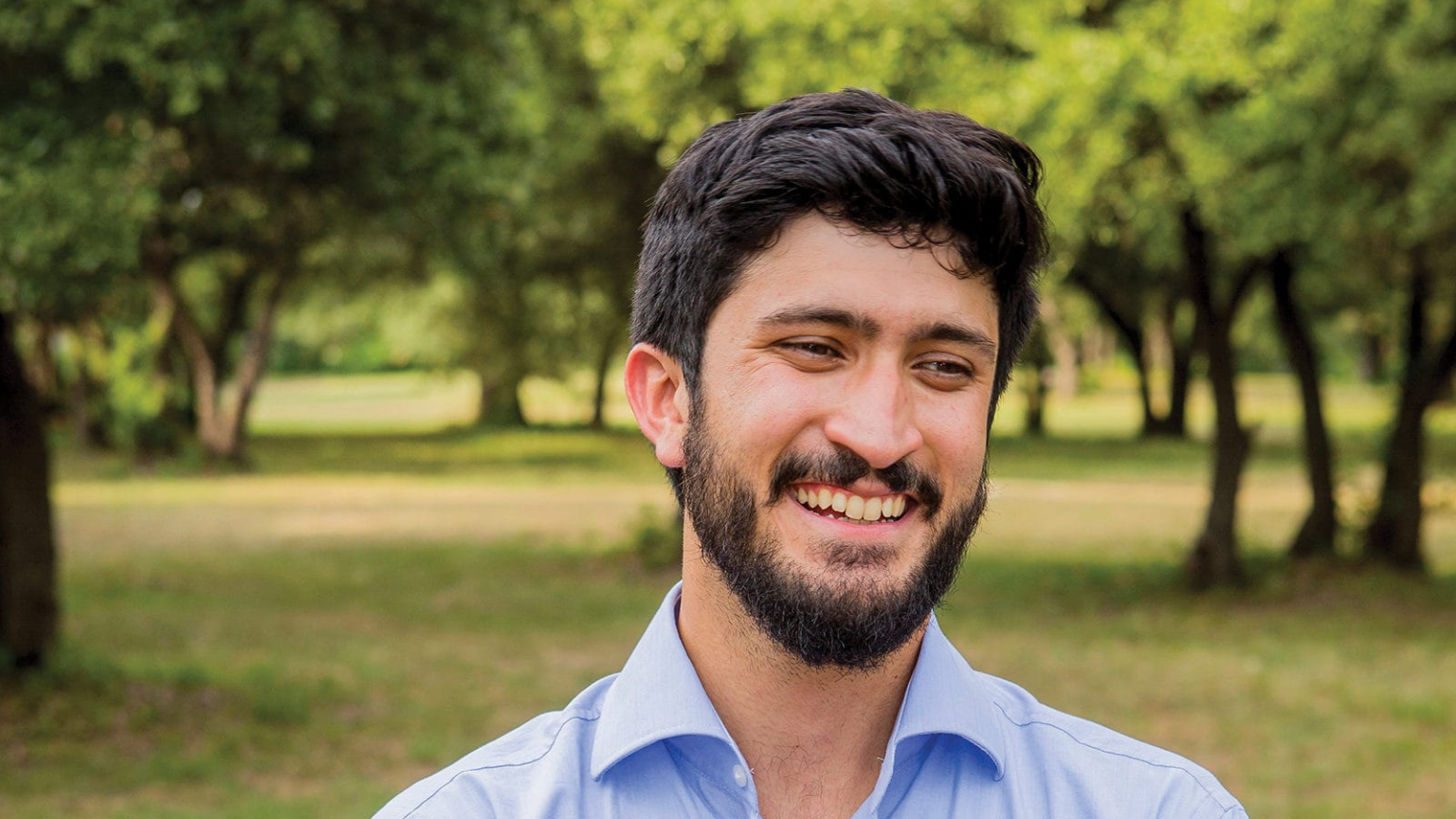 Greg Casar lanza “Tour de la granja al congreso” por el centro de Texas ...