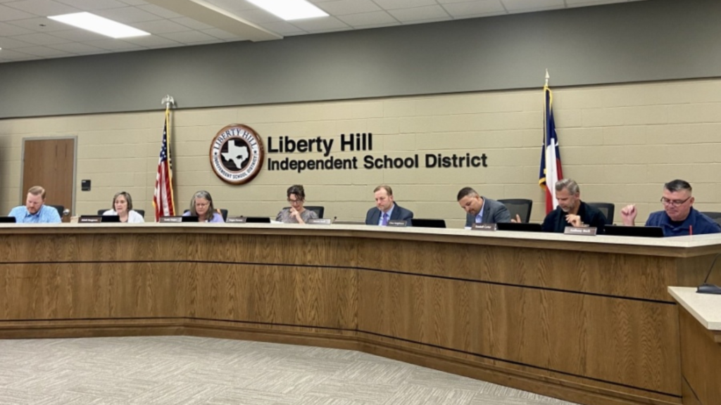 Liberty Hill ISD adopta el presupuesto 2023-24 con un déficit del 3% ...