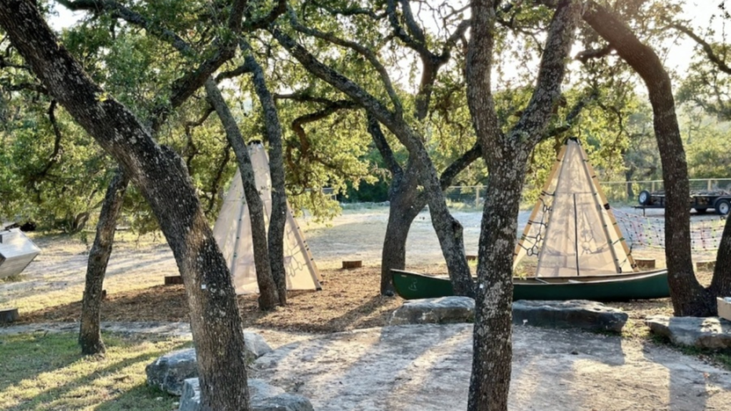 Over Yonder Nature School ofrece preescolar enfocado en la naturaleza ...
