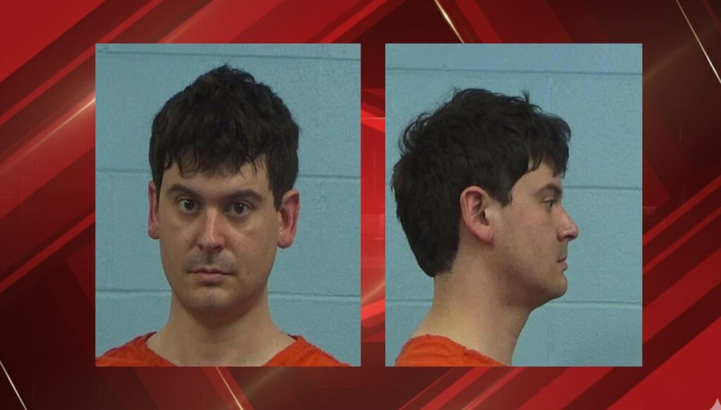 Exprofesor de Austin ISD arrestado por posesión de pornografía infantil – Austin Latino